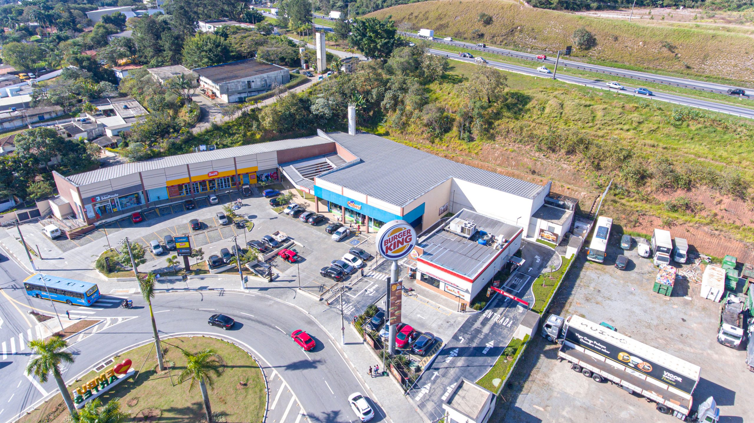 Best Center | O ponto certo para alugar a sua loja! - Best Center